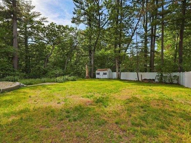 house with 3 bedroom, Tewksbury MA ES103497241
