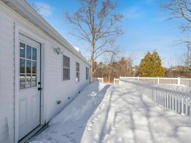 house with 3 bedroom, Tewksbury MA ES103499235