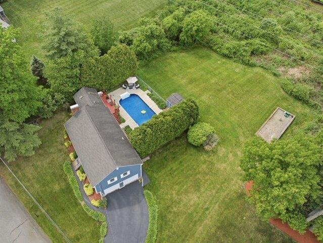 house with 3 bedroom, Tewksbury MA ES104191201