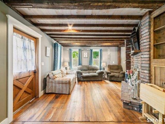 house with 3 bedroom, Thomaston CT ES104906479