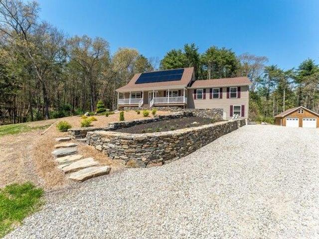 house with 3 bedroom, Thompson CT DLS102025960