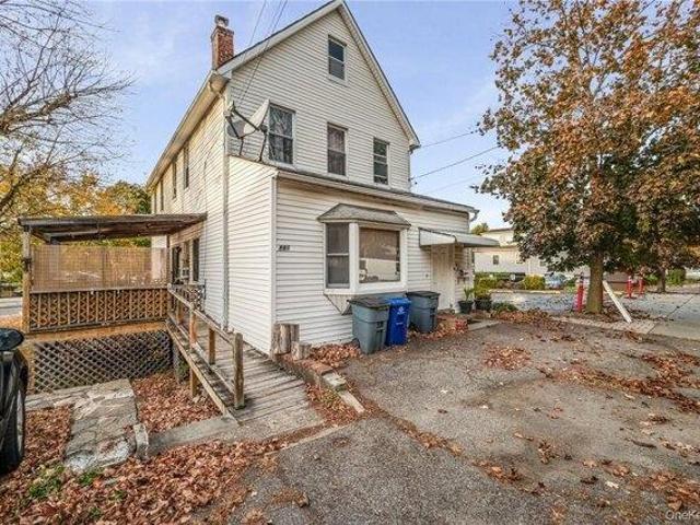 house with 3 bedroom, Thornwood NY DLS101780298
