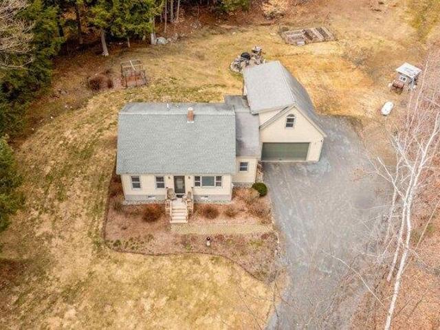 house with 3 bedroom, Thetford VT DLS101705772