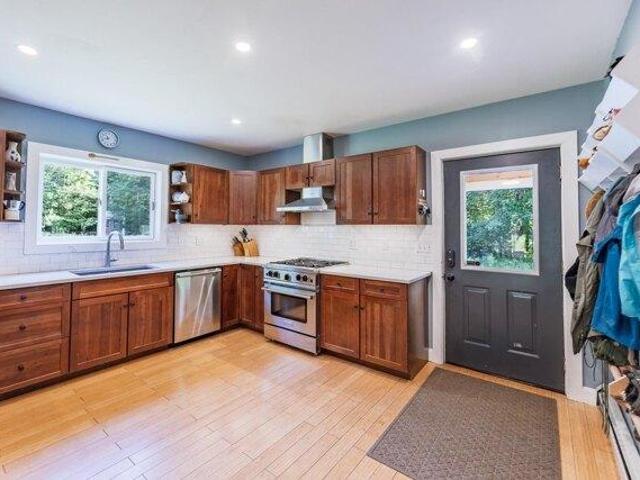 house with 3 bedroom, Thetford VT DS104329525