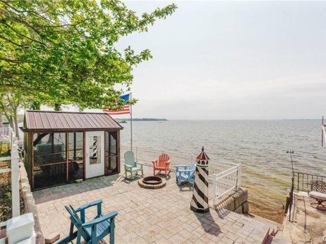 house with 3 bedroom, Three Mile Bay NY ES104901788