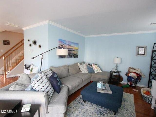 house with 3 bedroom, Tinton Falls NJ DS102258614