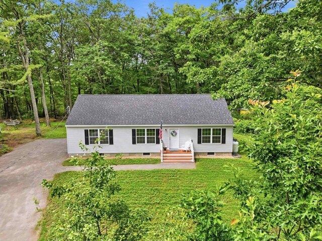house with 3 bedroom, Tilton NH DS104444266