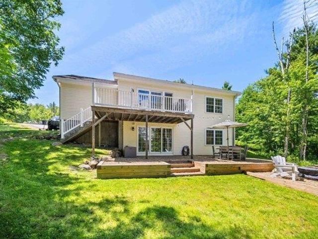 house with 3 bedroom, Tilton NH ES105158805
