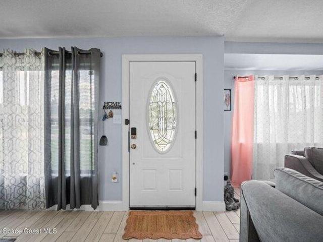 house with 3 bedroom, Titusville FL ES104903286