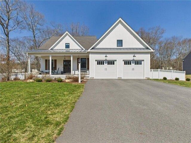 house with 3 bedroom, Tiverton RI DLS102154471