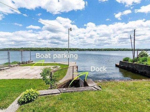 house with 3 bedroom, Tiverton RI DS102314967