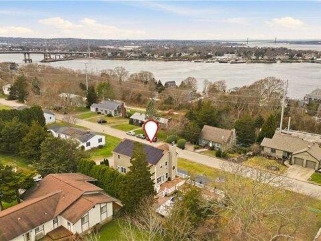 house with 3 bedroom, Tiverton RI DS102761422