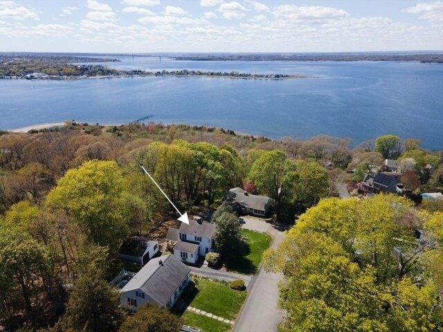 house with 3 bedroom, Tiverton RI DS102776562