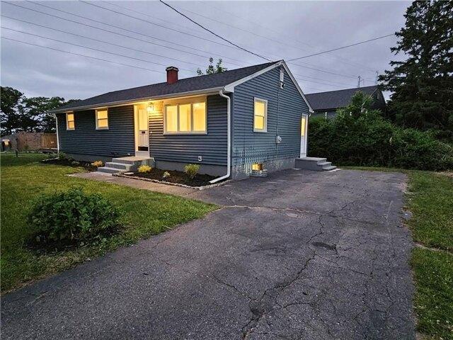 house with 3 bedroom, Tiverton RI DS103127886