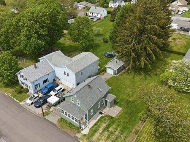 house with 3 bedroom, Tiverton RI ES103128040