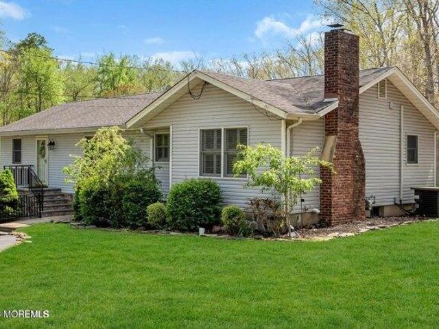 house with 3 bedroom, Toms River NJ DLS101628272