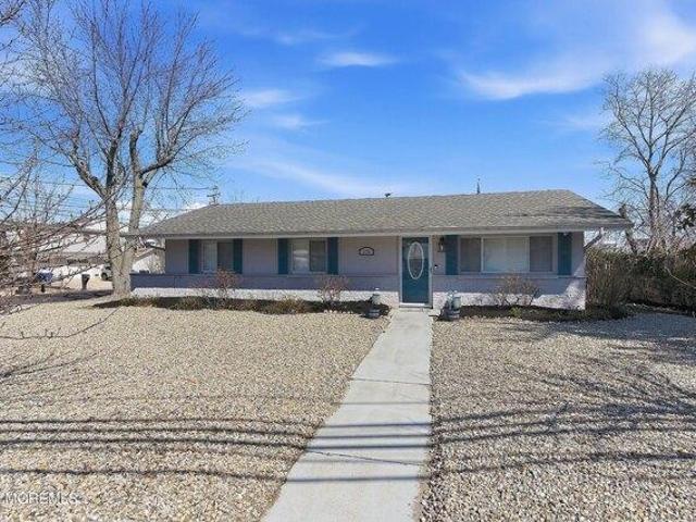 house with 3 bedroom, Toms River NJ DLS101629596