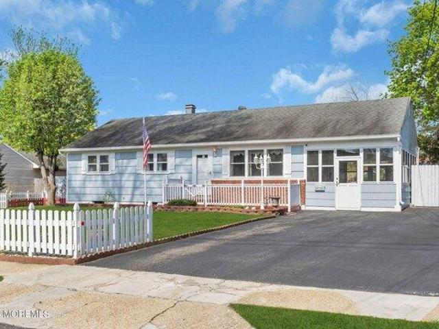 house with 3 bedroom, Toms River NJ DLS101629868