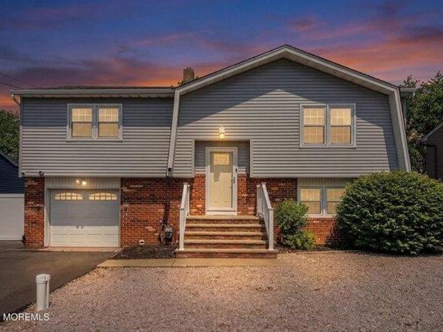 house with 3 bedroom, Toms River NJ DLS101632365
