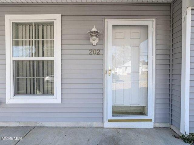 house with 3 bedroom, Toms River NJ DLS101708033
