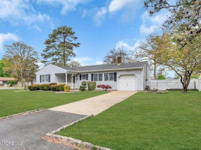house with 3 bedroom, Toms River NJ DLS102281317
