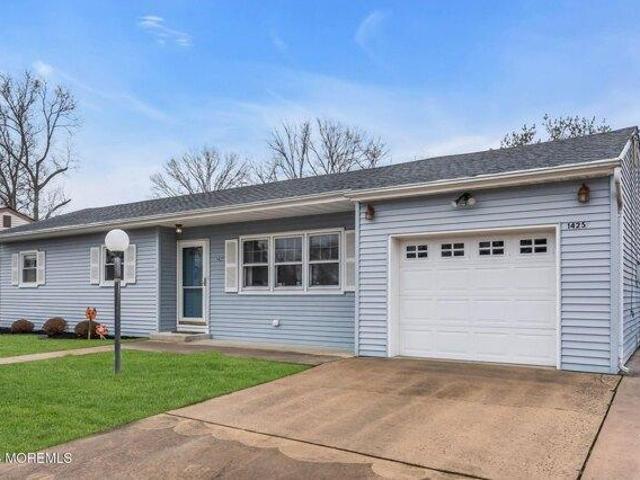 house with 3 bedroom, Toms River NJ DLS102827020