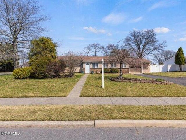 house with 3 bedroom, Toms River NJ DS102318138