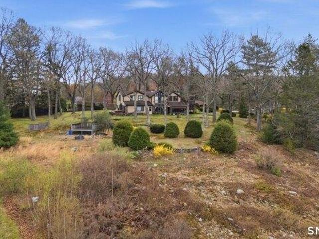 house with 3 bedroom, Tolland CT DLS101656889