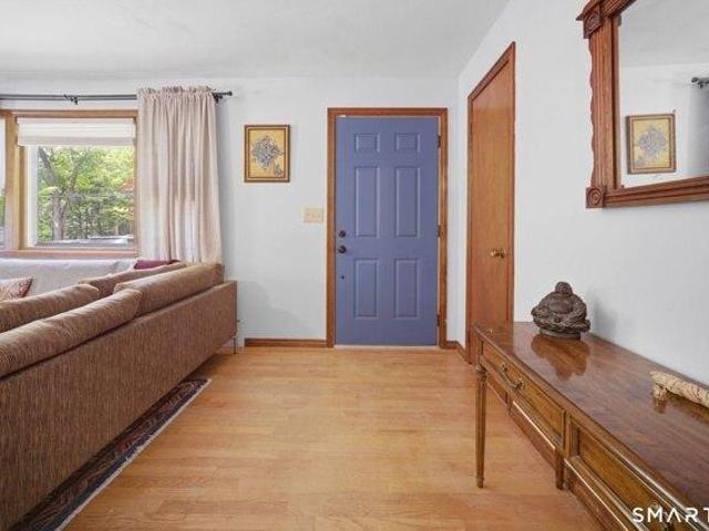 house with 3 bedroom, Tolland CT DLS102776293