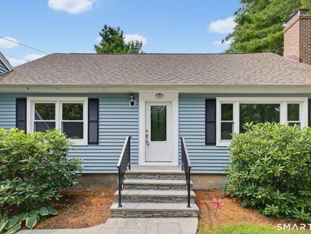 house with 3 bedroom, Tolland CT DS104332170