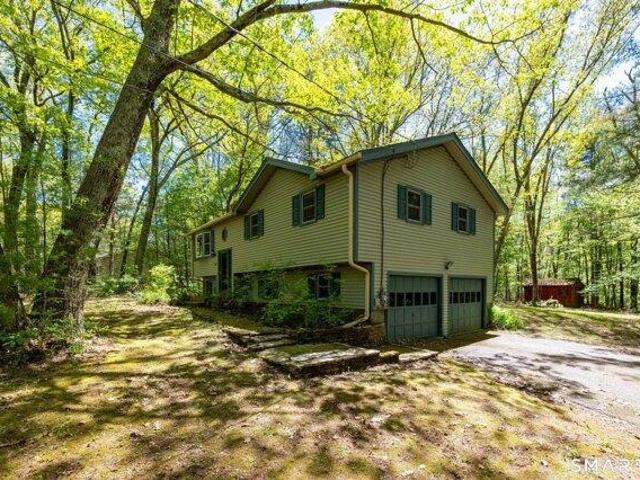 house with 3 bedroom, Tolland CT DS103070630