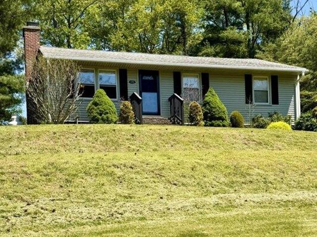 house with 3 bedroom, Tolland CT ES104152211
