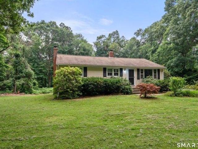 house with 3 bedroom, Tolland CT ES105114318