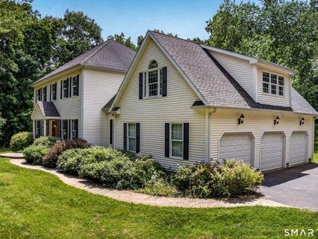 house with 3 bedroom, Tolland CT ES103968075