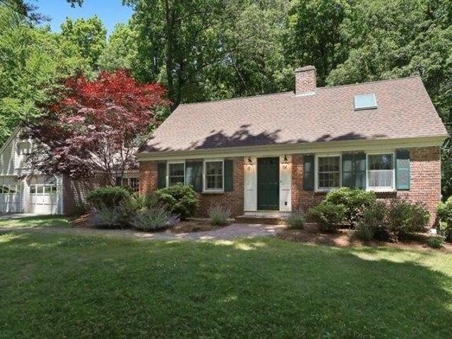 house with 3 bedroom, Topsfield MA DS104352515