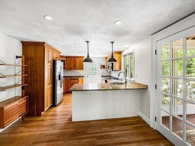 house with 3 bedroom, Topsfield MA ES105040967