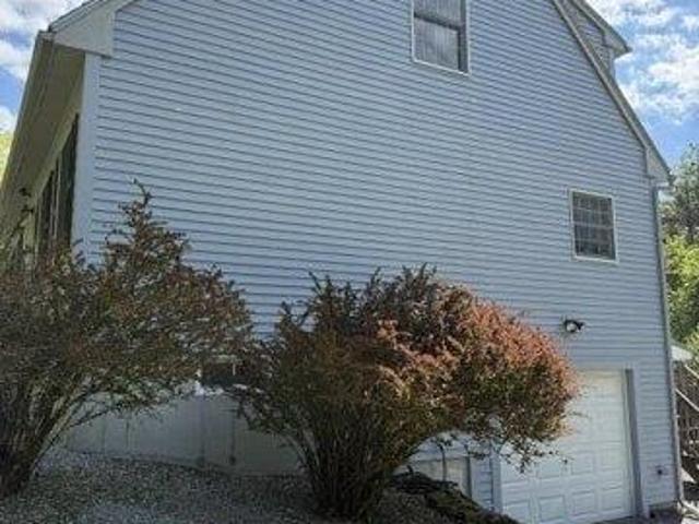 house with 3 bedroom, Topsham ME ES103666472