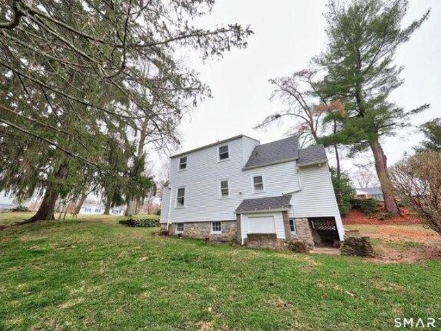 house with 3 bedroom, Torrington CT DLS102444431