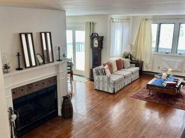 house with 3 bedroom, Torrington CT DLS102728535