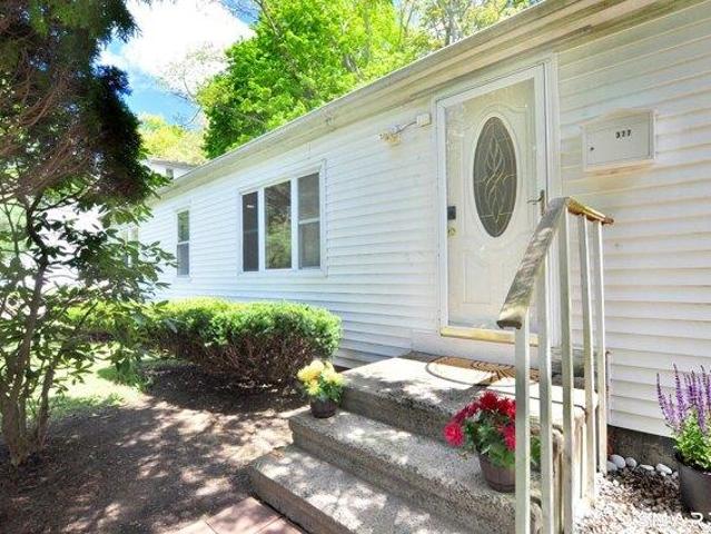 house with 3 bedroom, Torrington CT DLS102800381