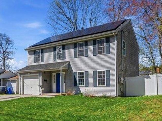 house with 3 bedroom, Torrington CT DLS102800838