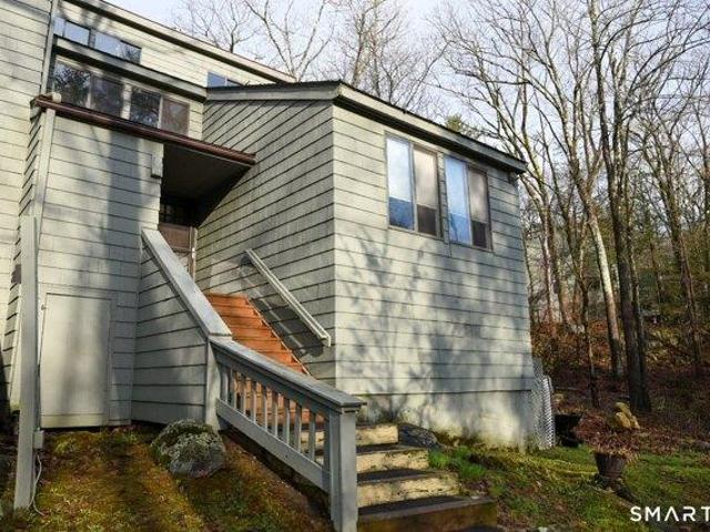house with 3 bedroom, Torrington CT DLS102827067