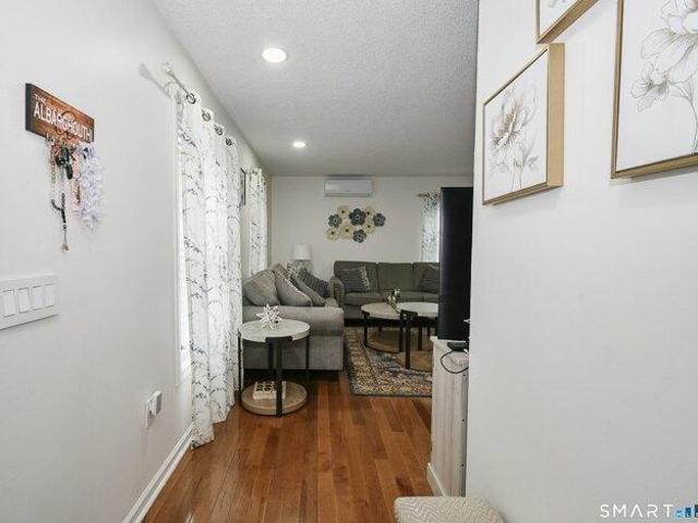 house with 3 bedroom, Torrington CT DS104375565