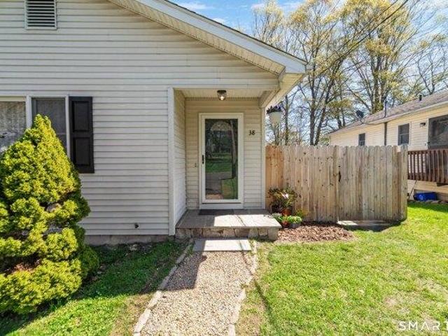 house with 3 bedroom, Torrington CT DS102725827