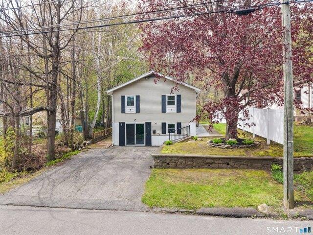 house with 3 bedroom, Torrington CT DS102763185