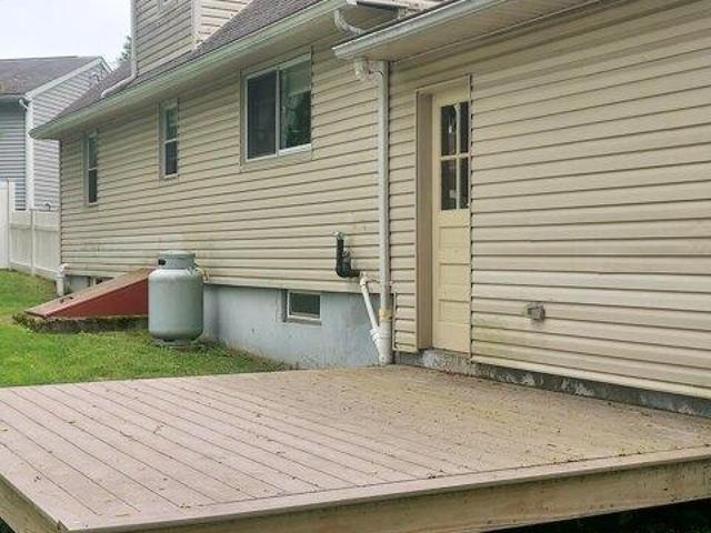 house with 3 bedroom, Torrington CT ES104238096