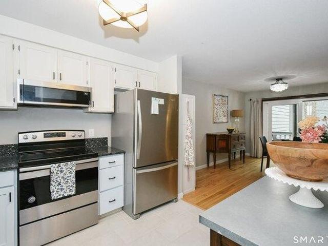 house with 3 bedroom, Torrington CT ES103161416