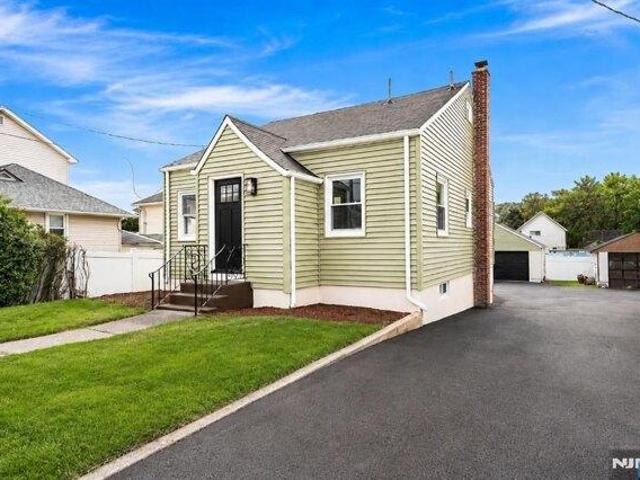 house with 3 bedroom, Totowa NJ DLS102315659