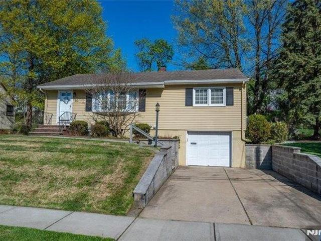 house with 3 bedroom, Totowa NJ DS102215747