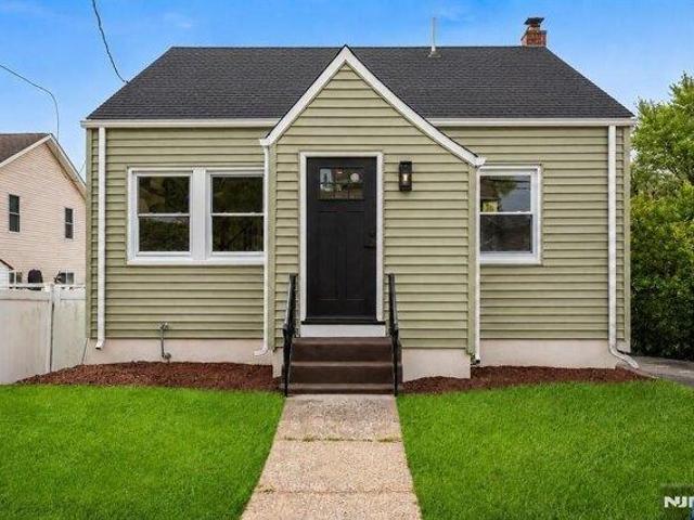 house with 3 bedroom, Totowa NJ DS104374191